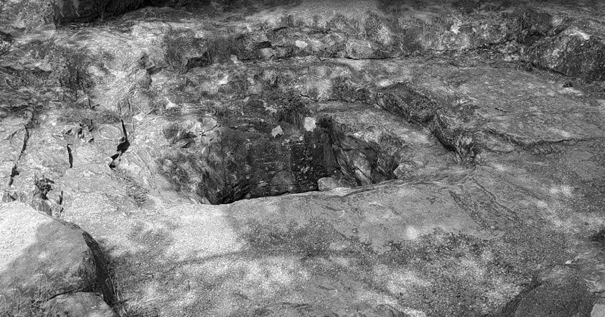 The Haunted Dead Man's Hole - Ghost Texas